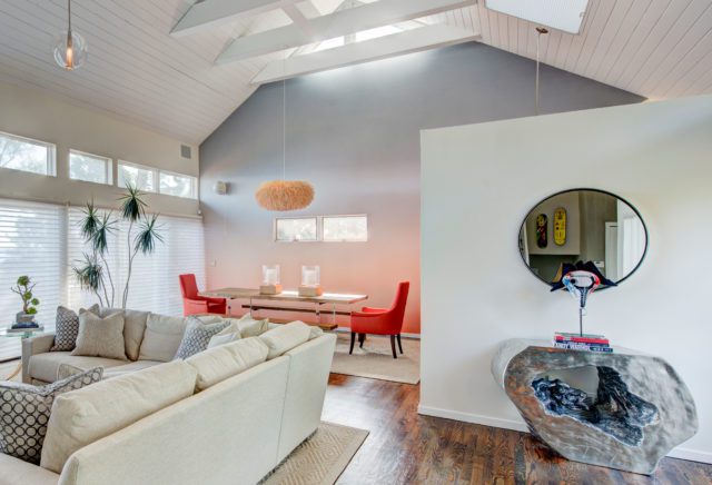 Ray — Calico Wallpaper