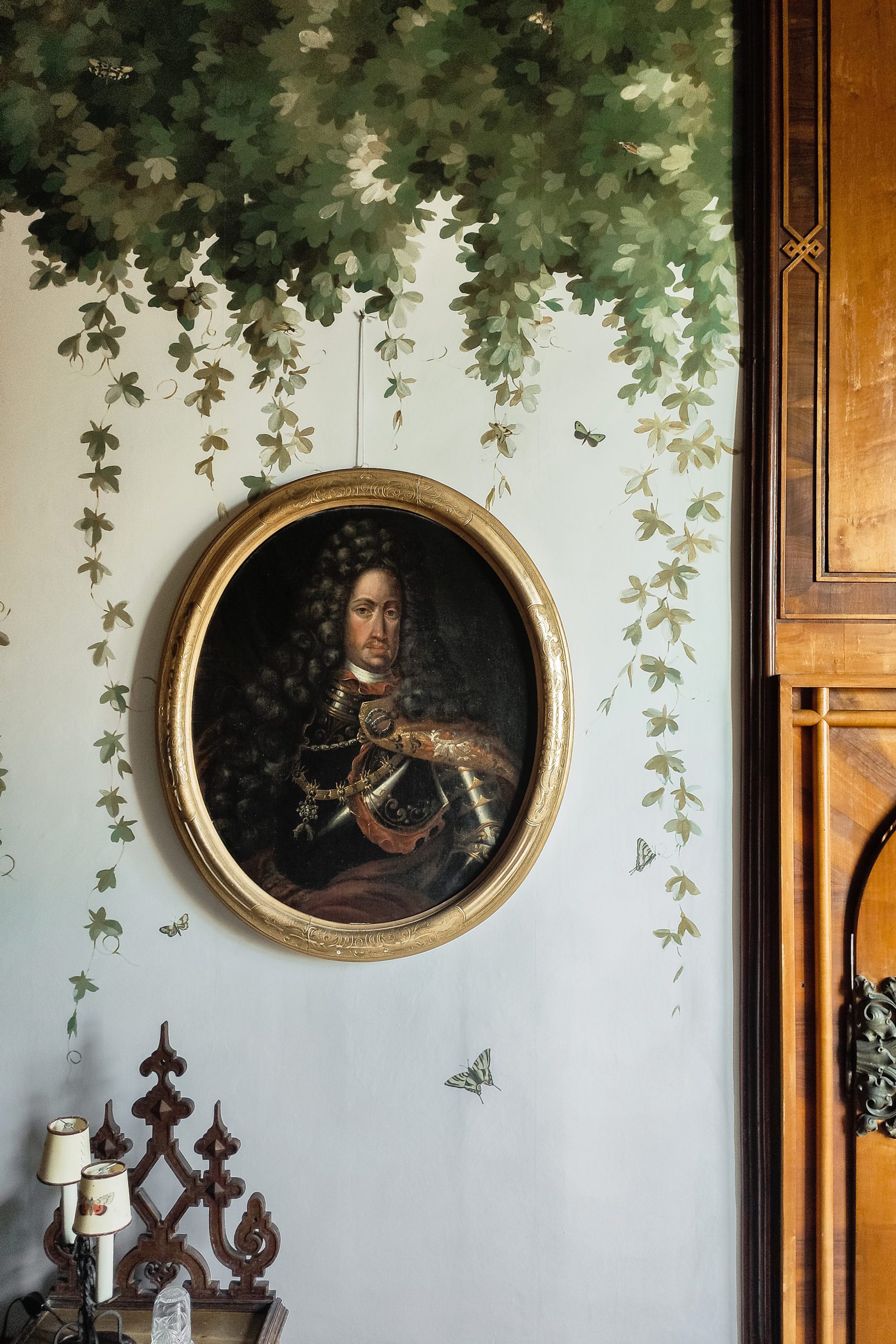 Overgrow | Calico Wallpaper x Charlap Hyman & Herrero — Calico Wallpaper
